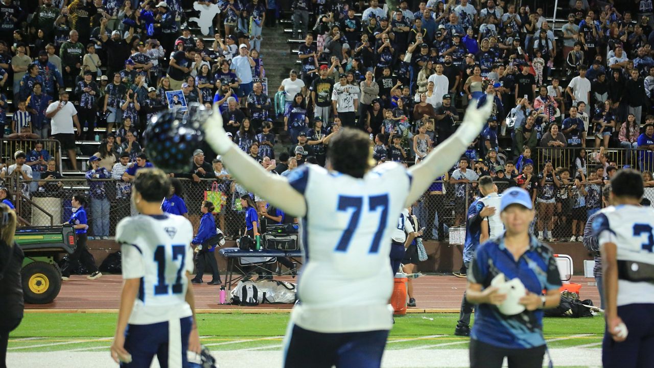 Kailua football clutch against Kapaa for 1st state title