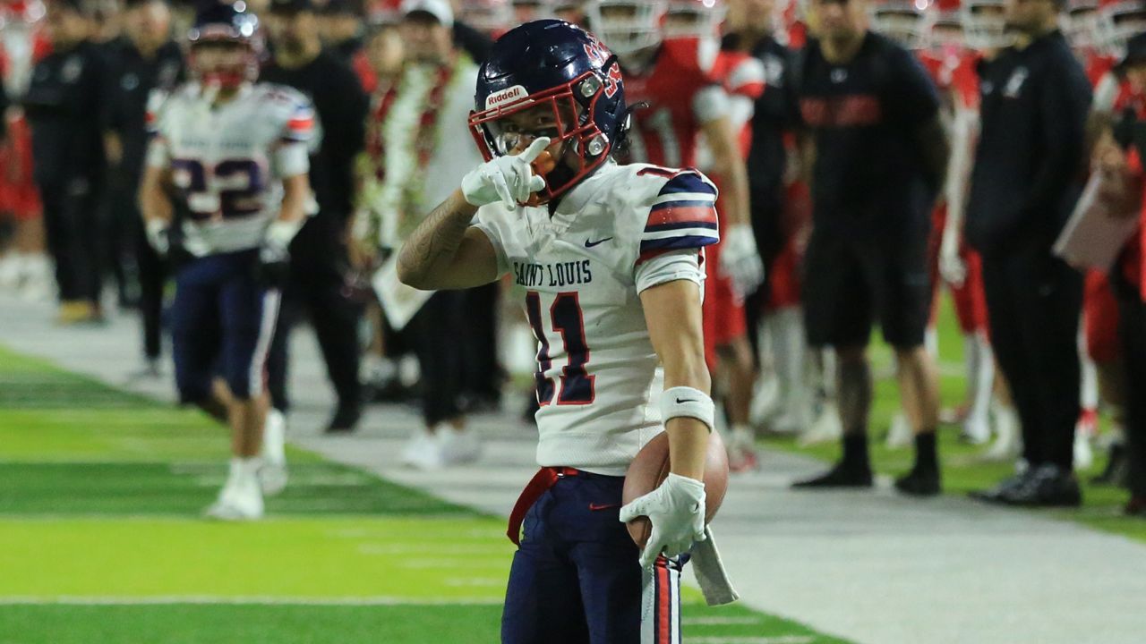 Saint Louis beats Kahuku for state Open football title