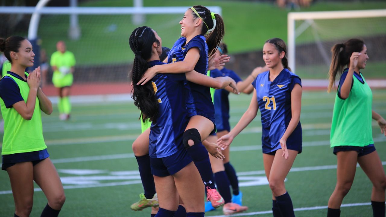 Punahou tops Kamehameha in ILH girls soccer