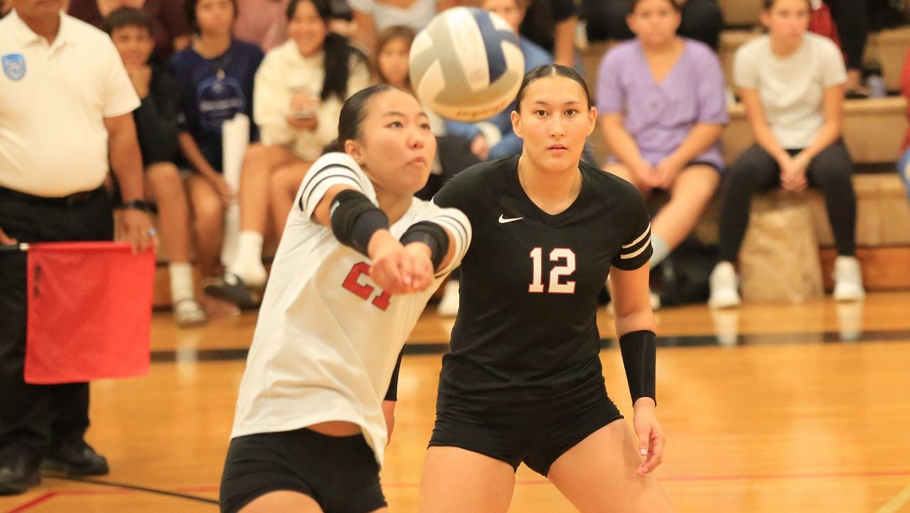 Kamehameha volleyball beats Iolani in 5 to extend ILH season