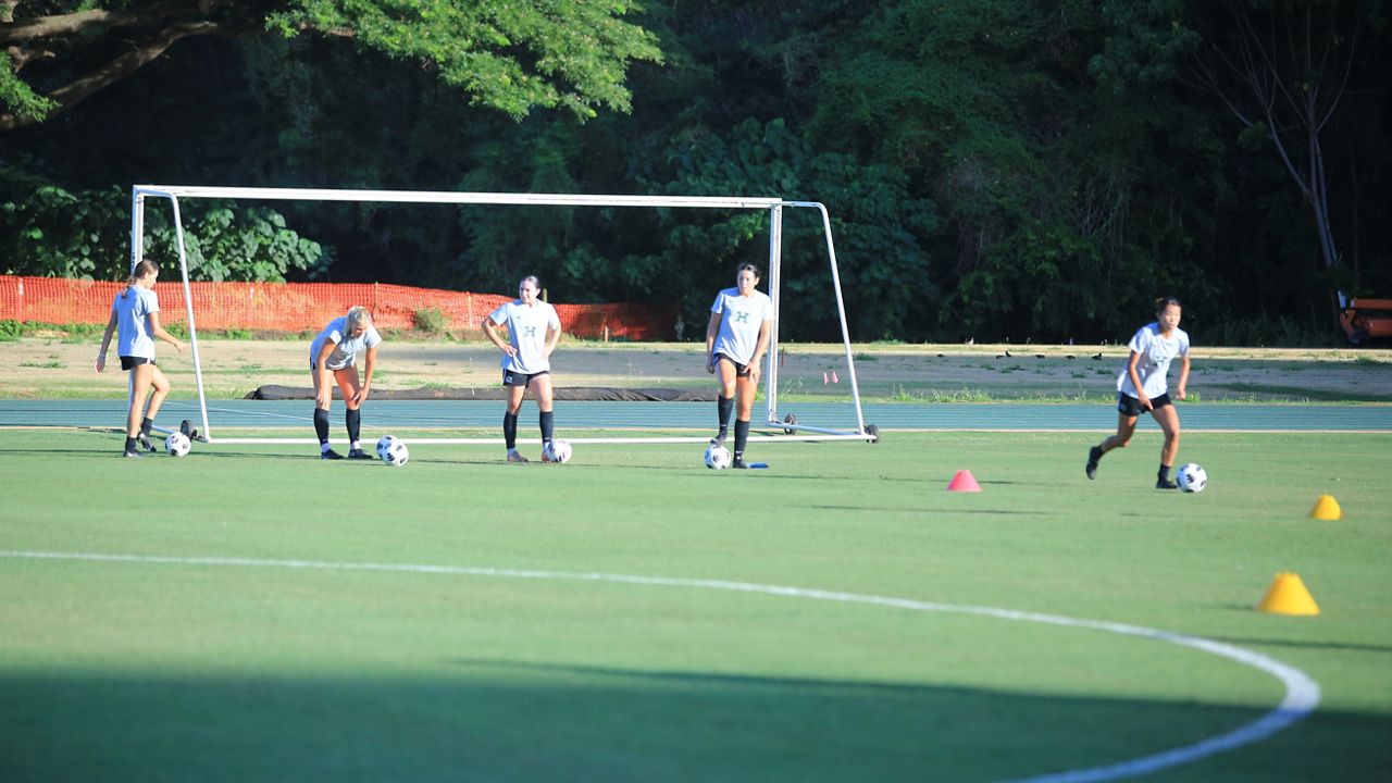 Hawaii soccer team breaks in new on-campus field