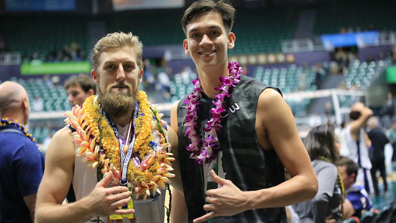 Chakas' injury overshadows UH volleyball defeat of UC Irvine