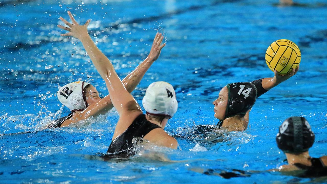 Hawaii water polo team prevails in top-5 matchup with USC