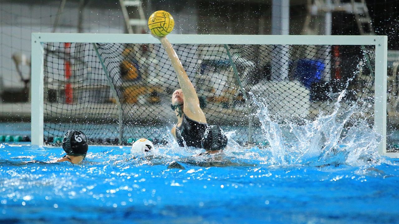 Hawaii water polo team prevails in top-5 matchup with USC