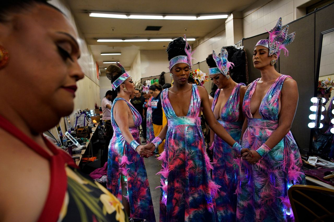 Native Hawaiian drag queens in Las Vegas showcase islands' gender-fluid ...