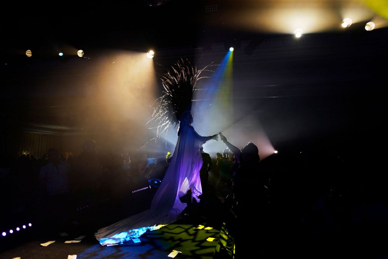 Native Hawaiian drag queens in Las Vegas showcase islands' gender-fluid ...