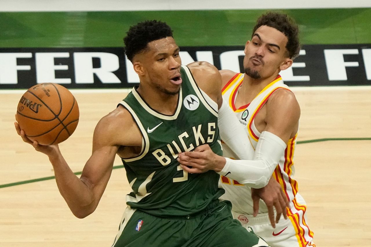 Young scores 48 points, Hawks beat Bucks 1116-113 in Game 1