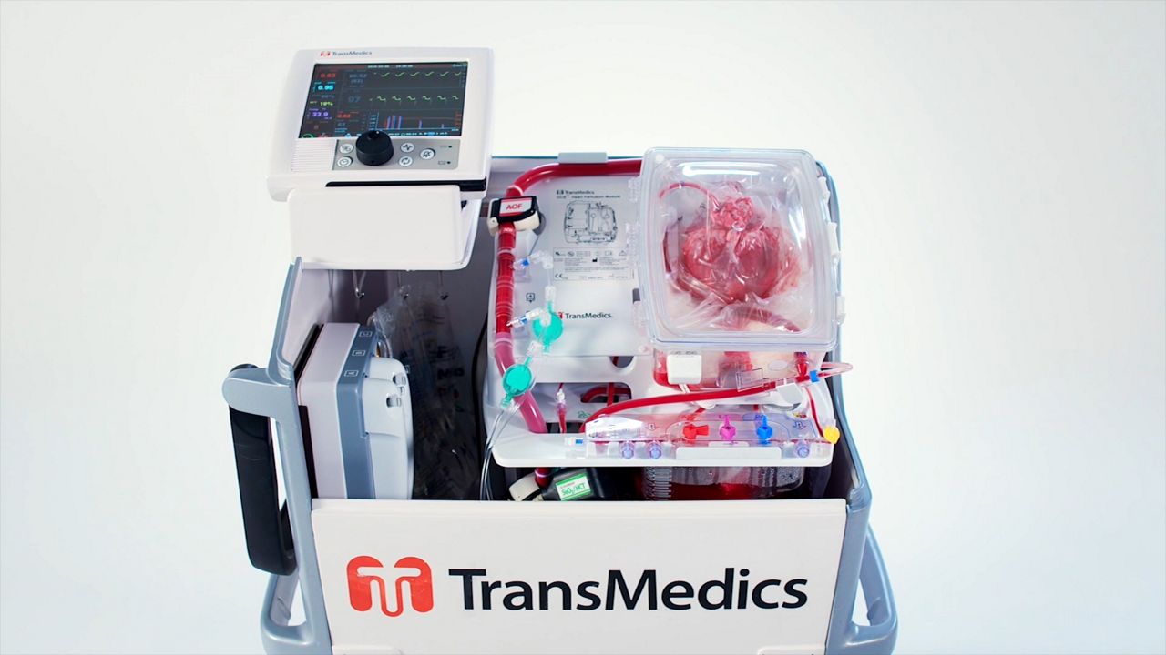 New tech used for first of its kind heart/lung transplant