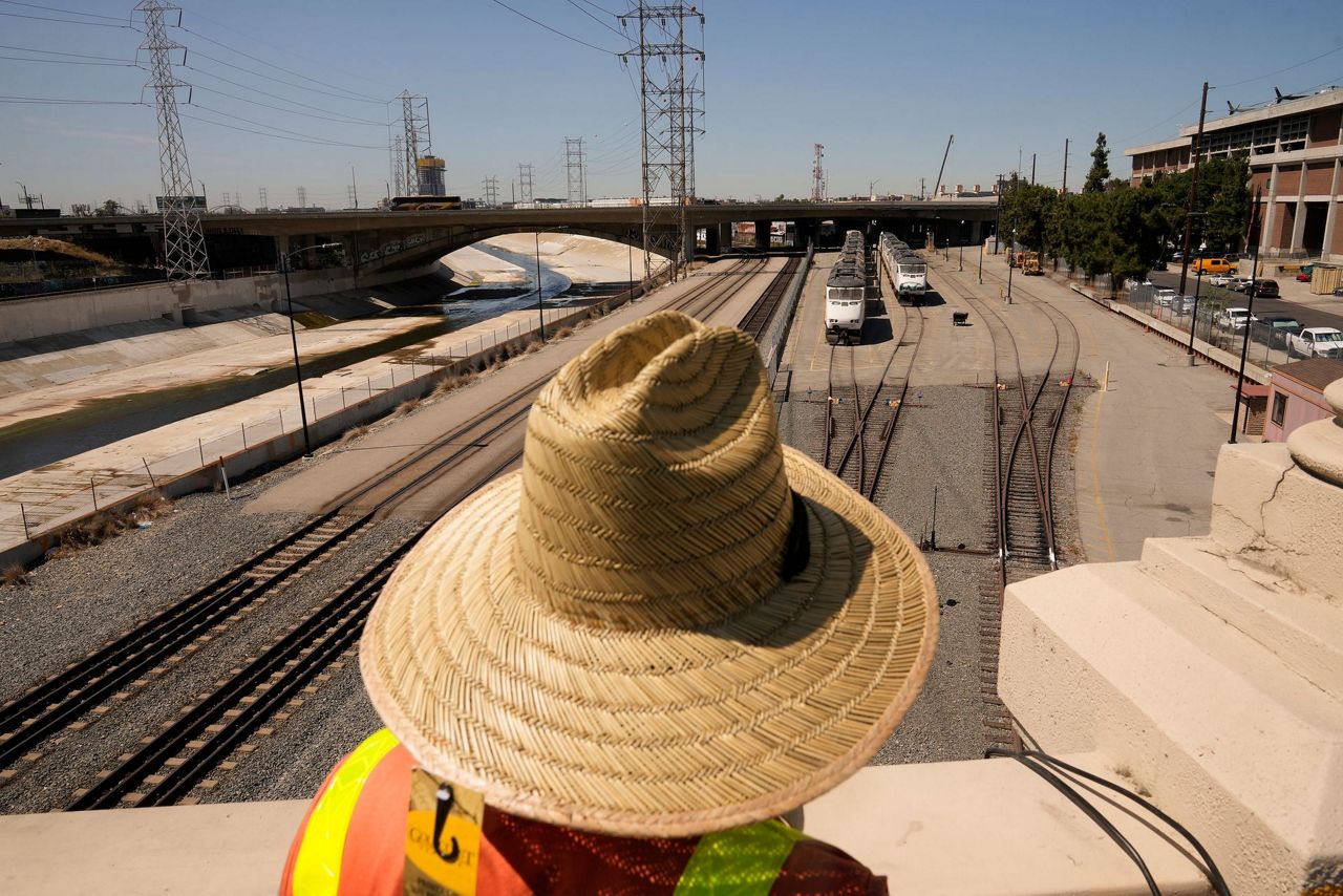 Dangerous Heat Wave Baking Us Southwest Brings Triple Digit