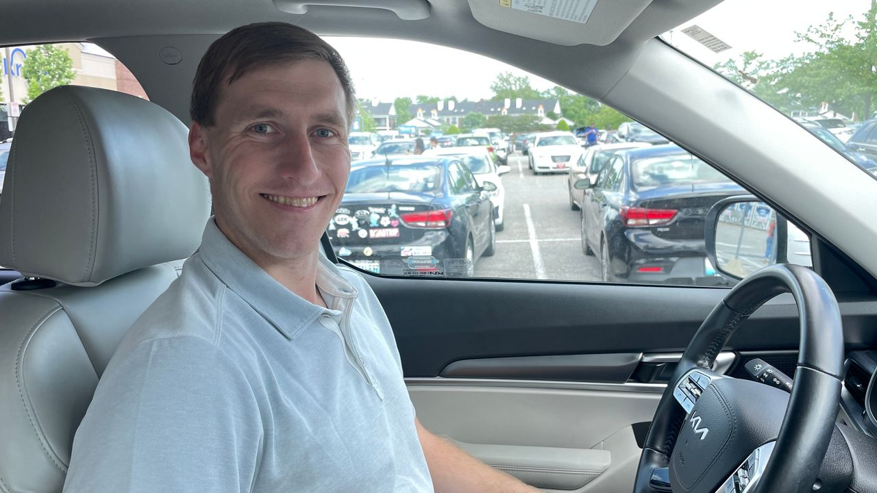 Louisville nonprofit keeps its neighbors fed