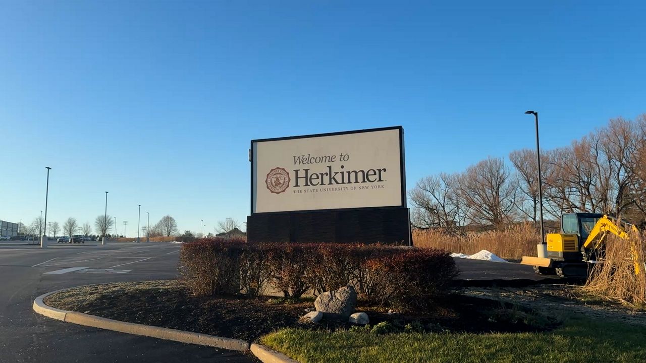 Herkimer College to offer program on AI, business