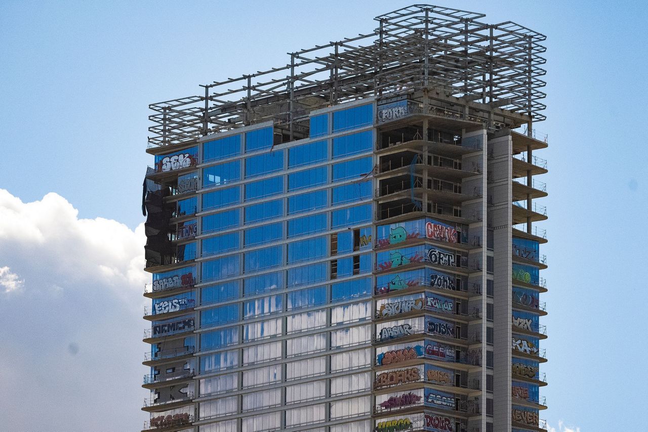 Towering over the Grammys is a Los Angeles high-rise tagged with 27 ...
