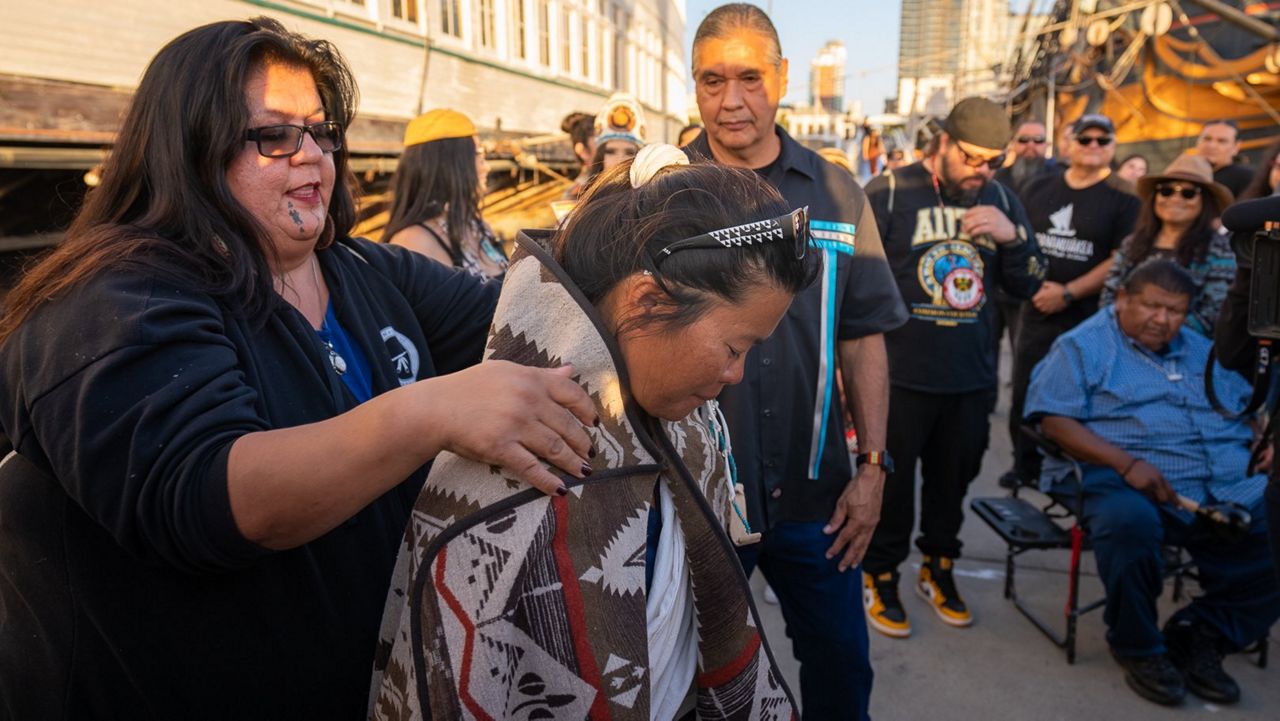 Hokulea arrives at final mainland stop before returning home