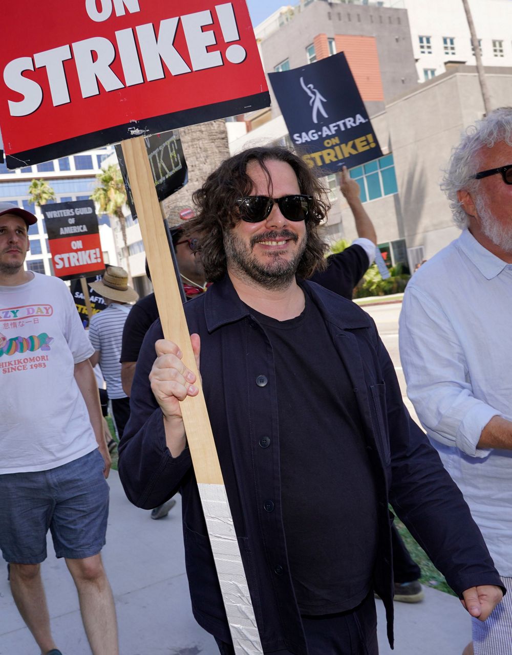 Actors and writers on strike rally in Philadelphia and Chicago as union ...