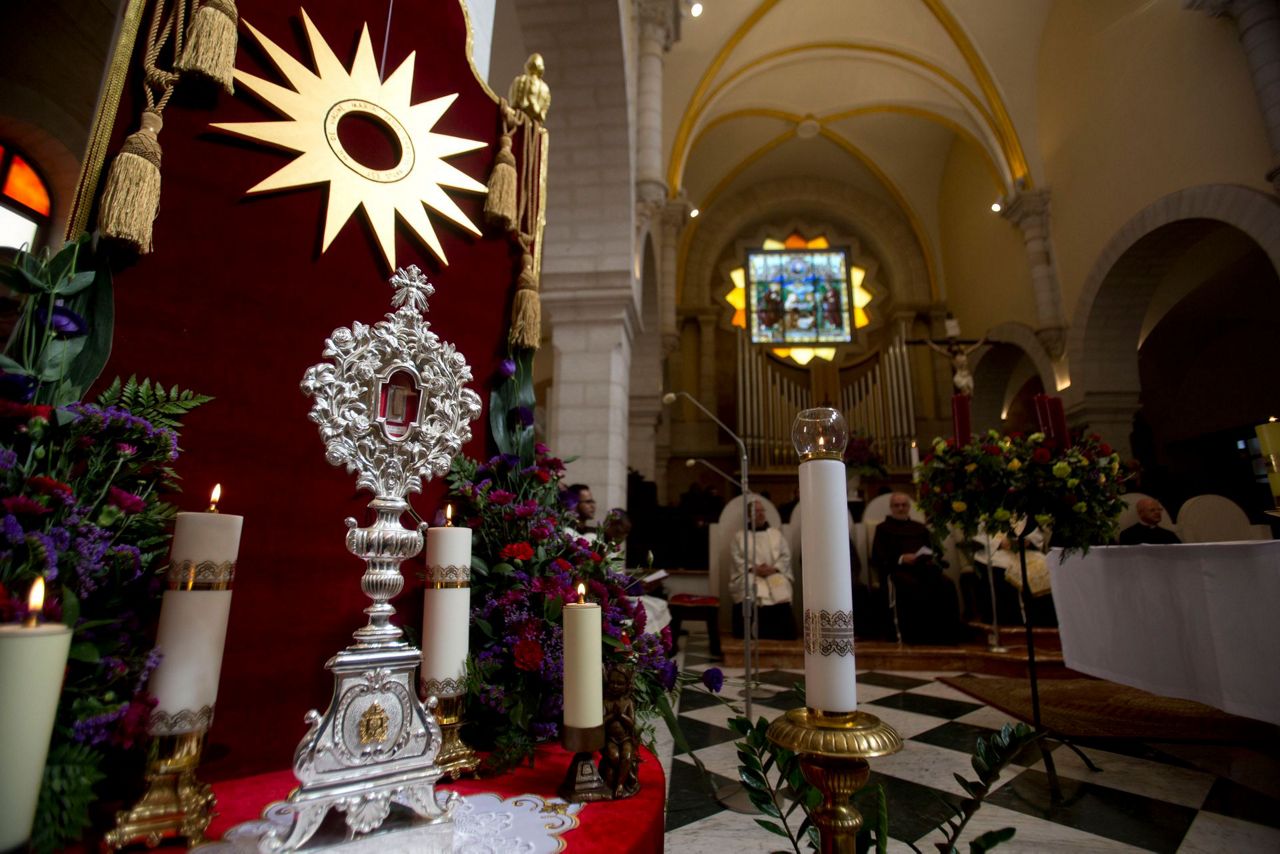 Relic from Jesus’ manger arrives at Bethlehem new home