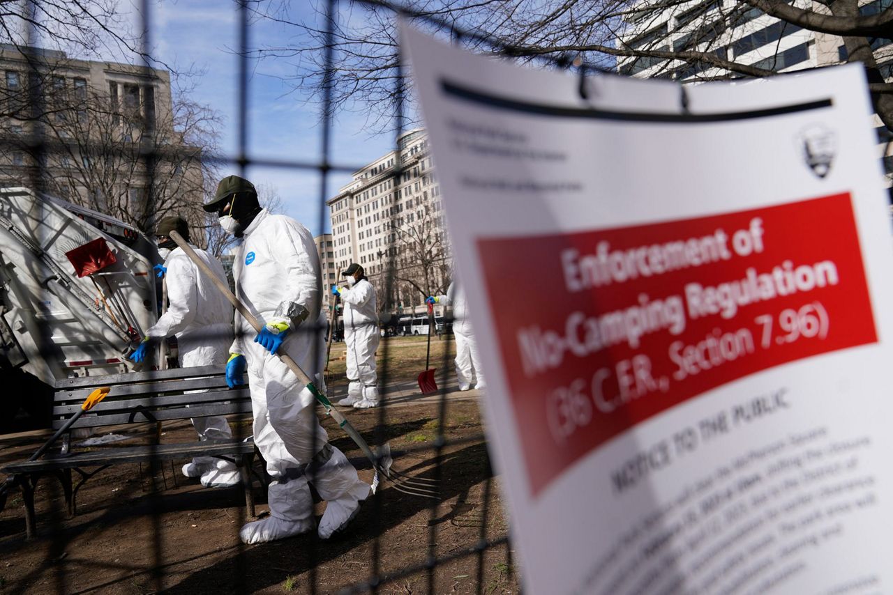 Park Service clears homeless encampment near White House