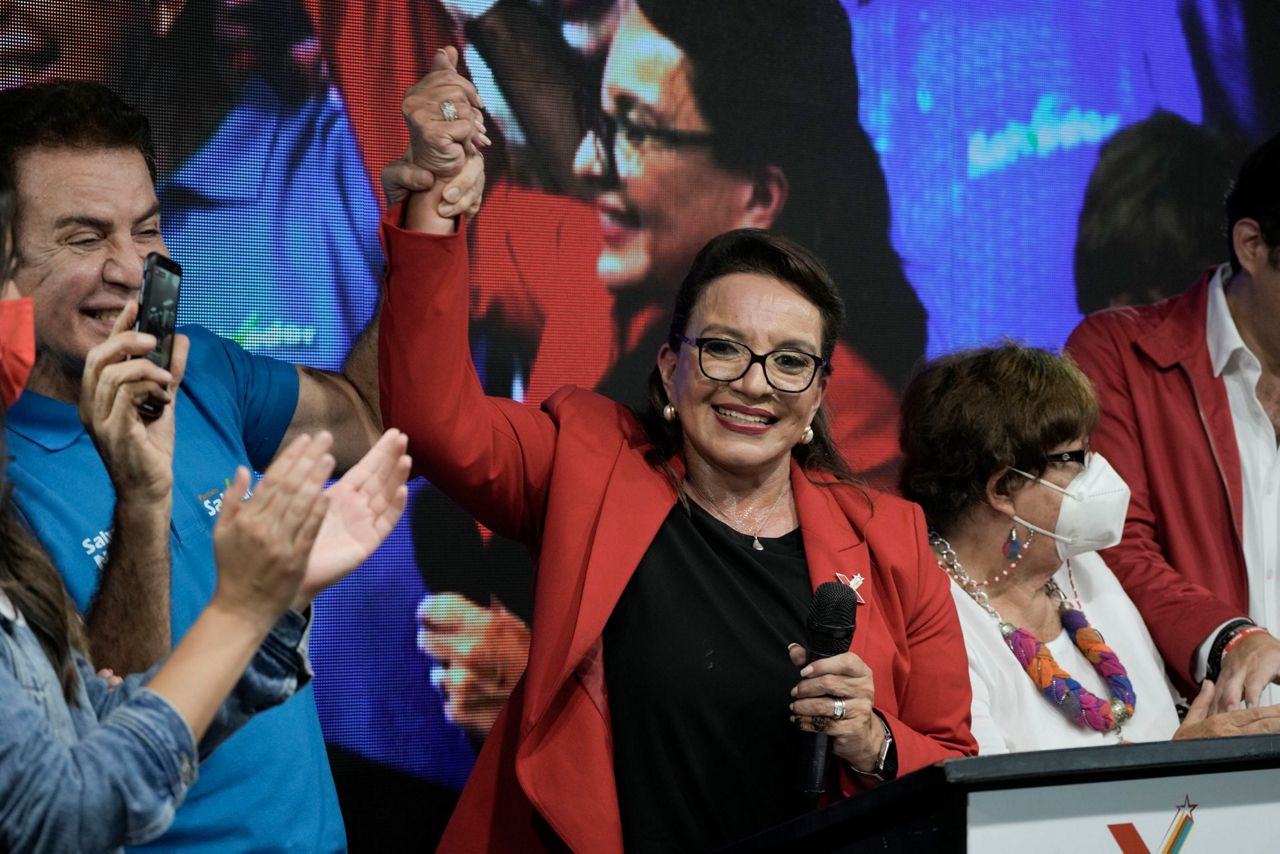 Honduras' ruling party candidate concedes presidential race