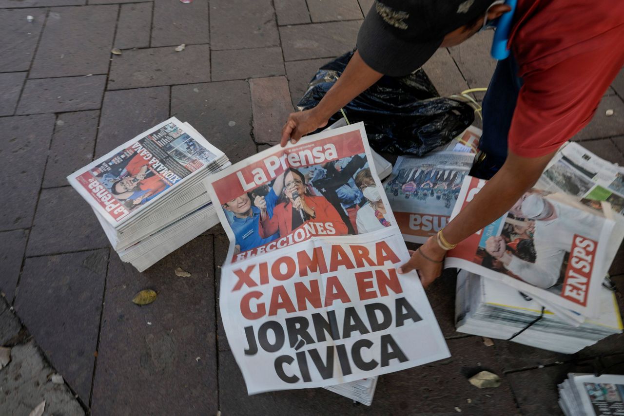 Honduras' ruling party candidate concedes presidential race