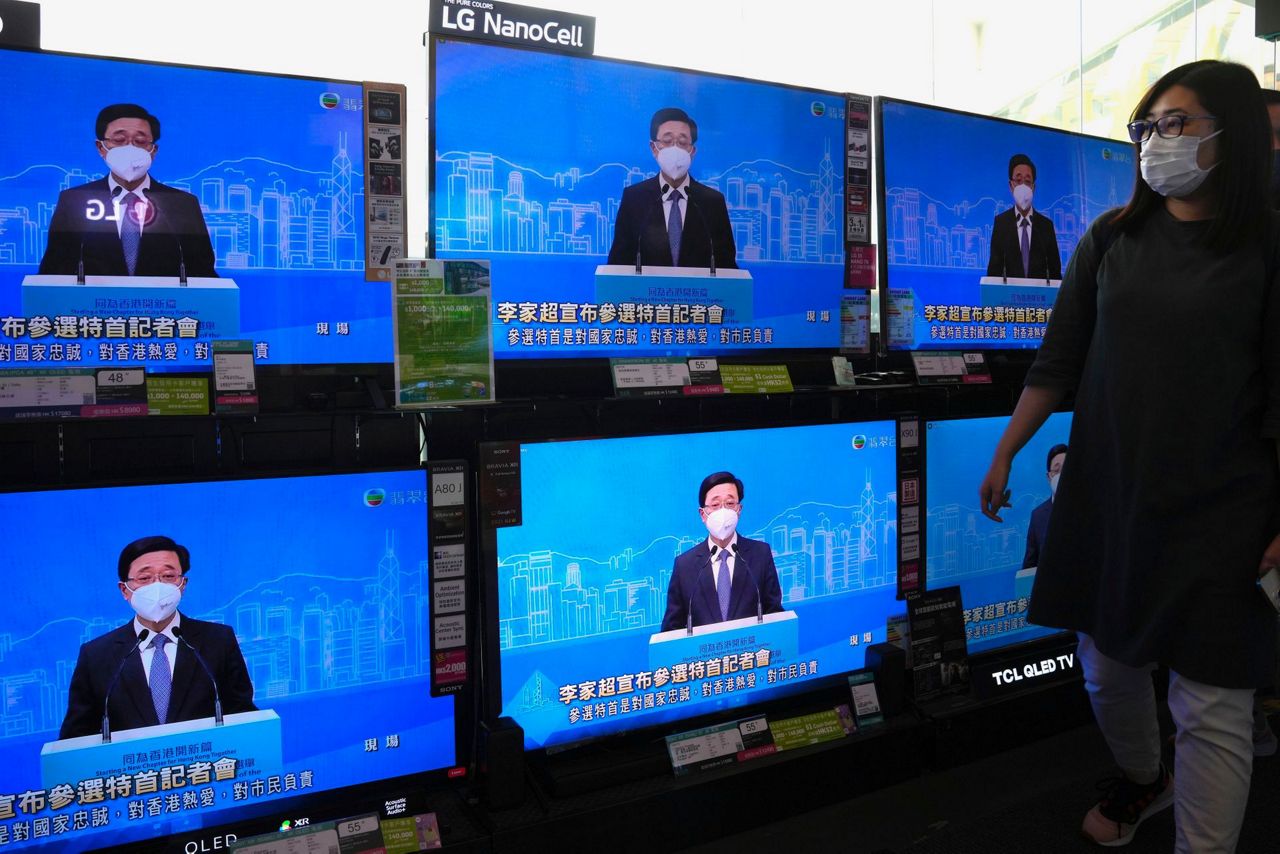 Hong Kong's ex-No. 2 official to stand for leadership polls
