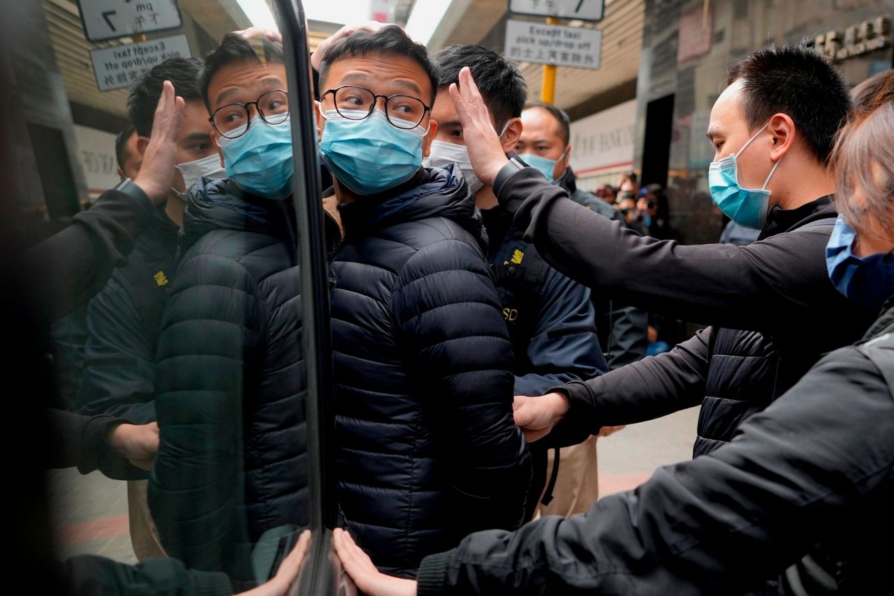 Hong Kong Police Arrest 6 Journalists For Sedition