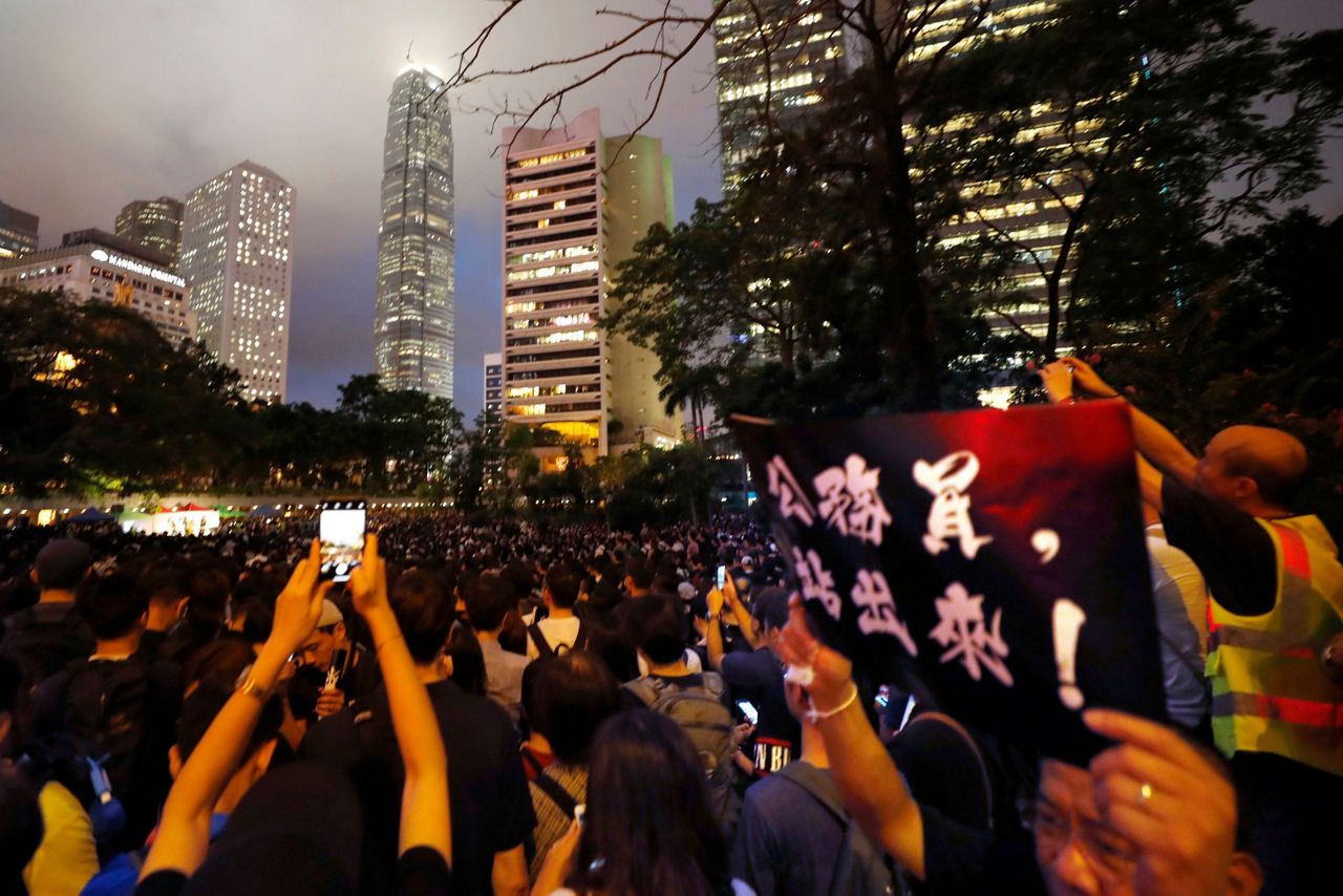 Top China envoy: US 'fanning flames' of Hong Kong protests