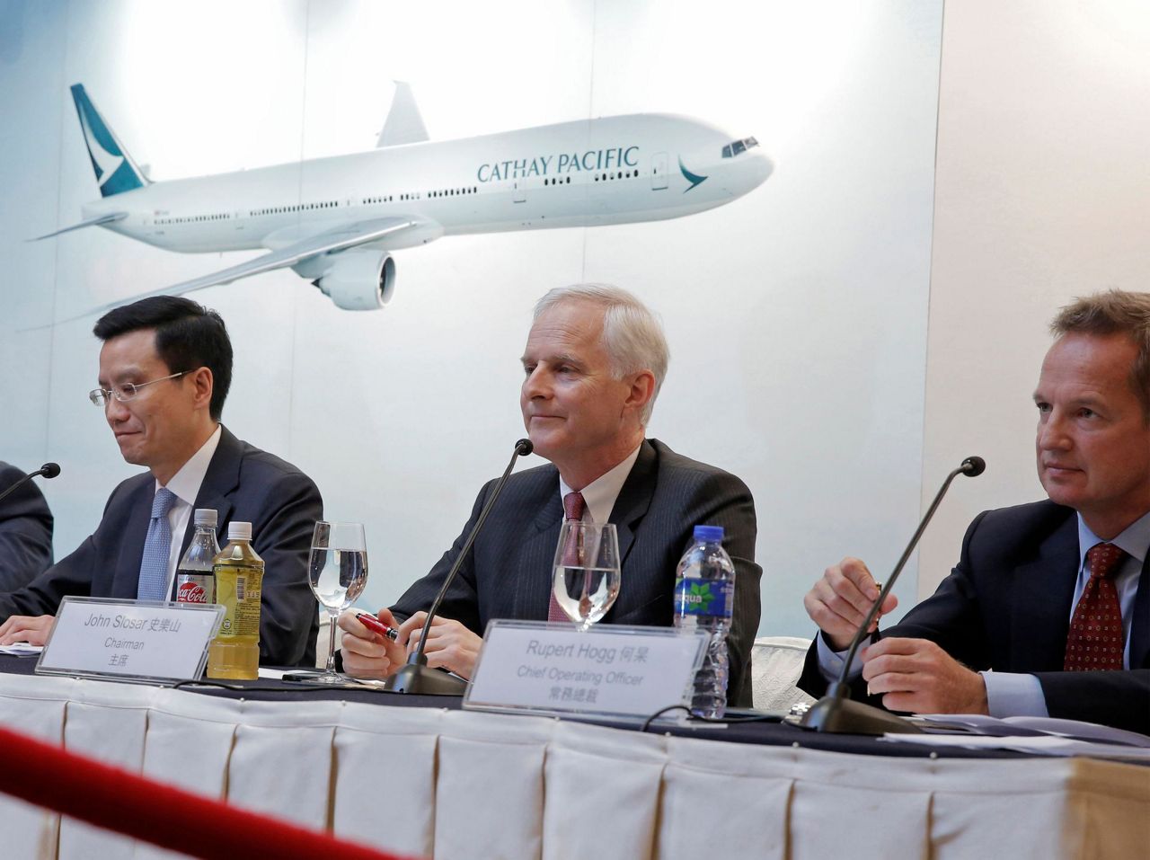 Cathay Pacific CEO resigns after Beijing pressure