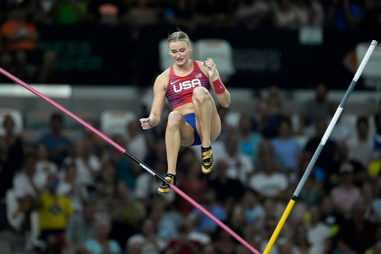 Finishing tied, Katie Moon and Nina Kennedy decide to split the pole ...