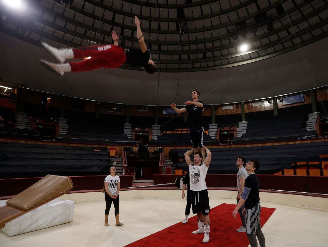 Hungarian traveling circus stays fit for post-COVID opening