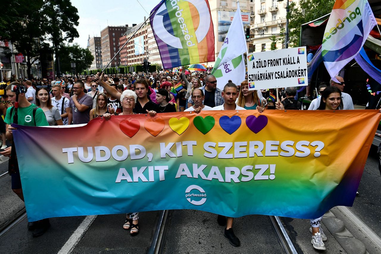 Thousands march in Hungary Pride parade to oppose LGBT law