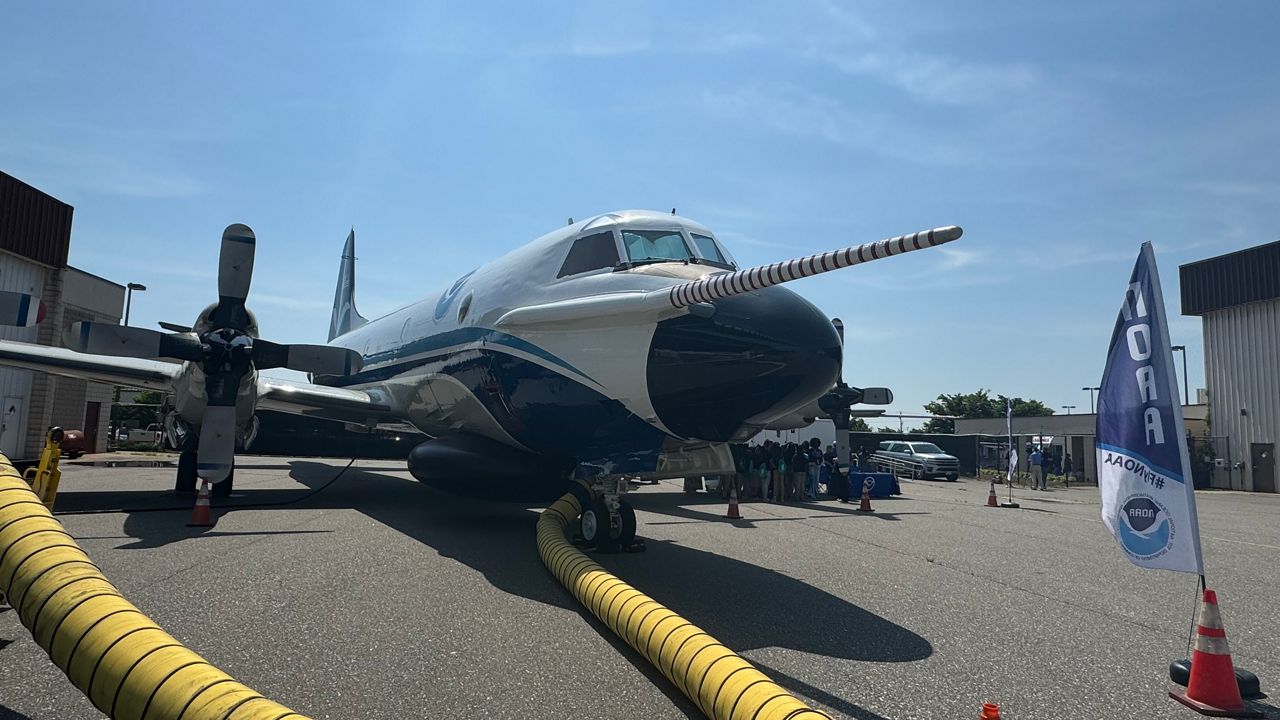 North Carolina ties to the National Hurricane Center