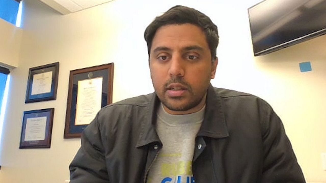 I-35 expansion plan at center of growing debate