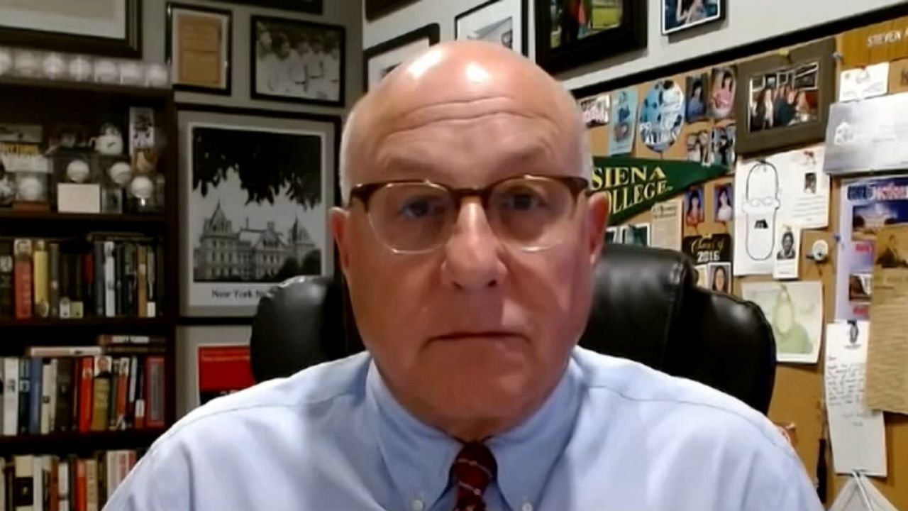 Steven Greenberg talks Hochul’s favorability rating in poll