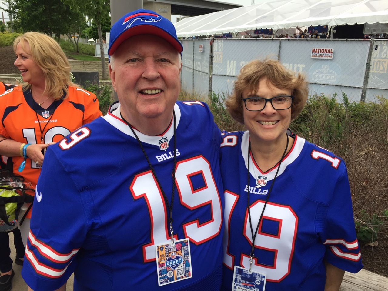 Bills Fans Having Grand Ole Time in Nashville