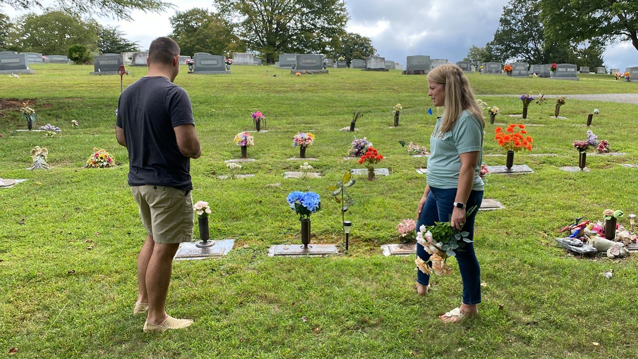 How infant bereavement photography helps grieving families