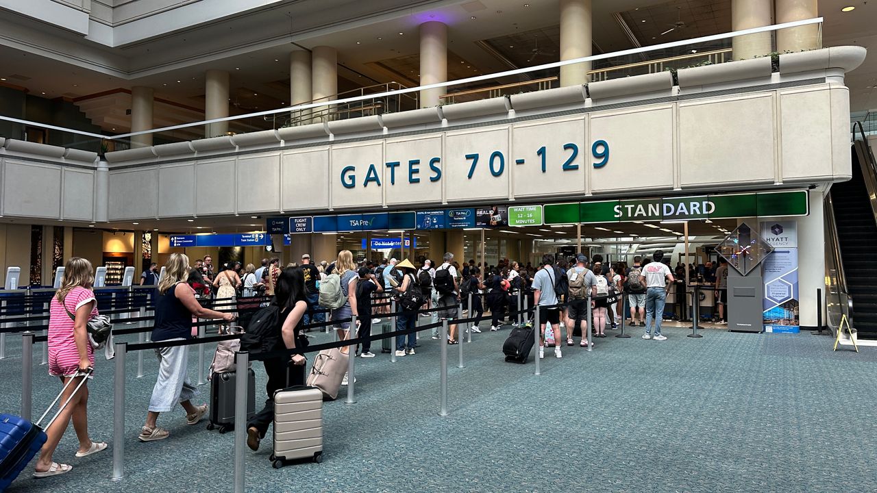 Holiday travel wraps up as millions head home Monday