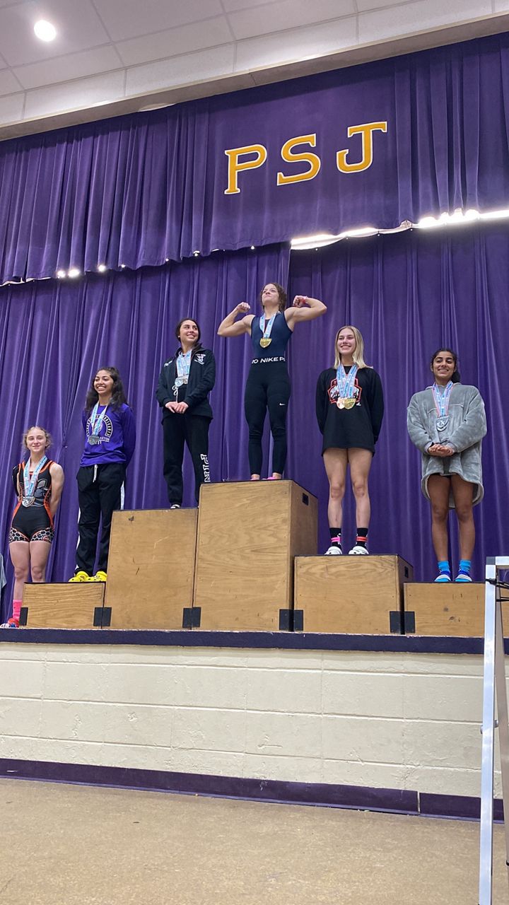 Springstead junior wins first state title in weightlifting