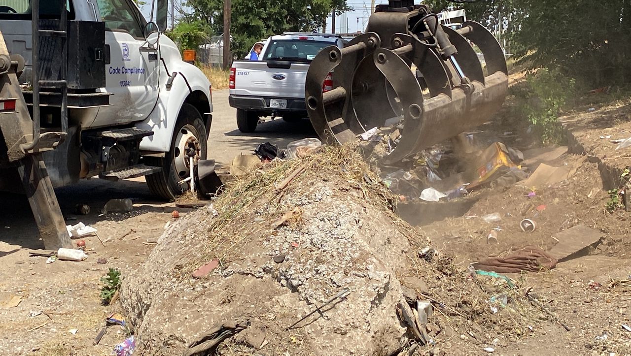 Homeless encampment cleanings underway in Dallas