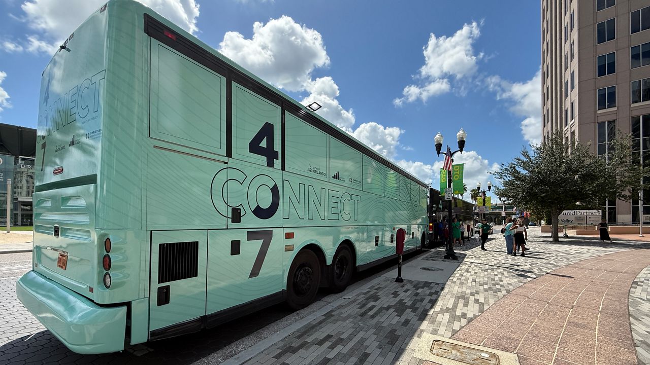 Orlando, nonprofit launch '407 Connect' buses for homeless