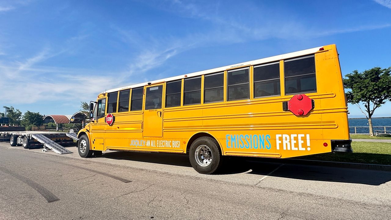 EPA grants bringing 38 electric school buses to WNY