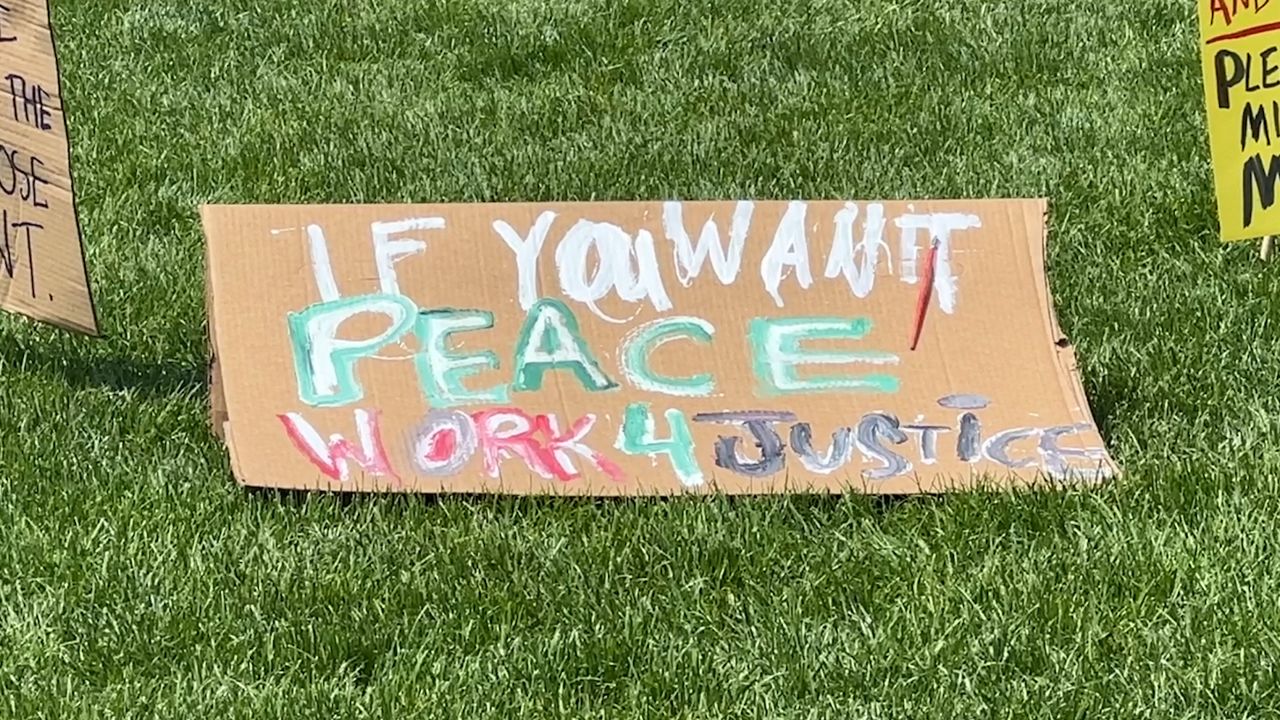 Peaceful Protests at Syracuse University