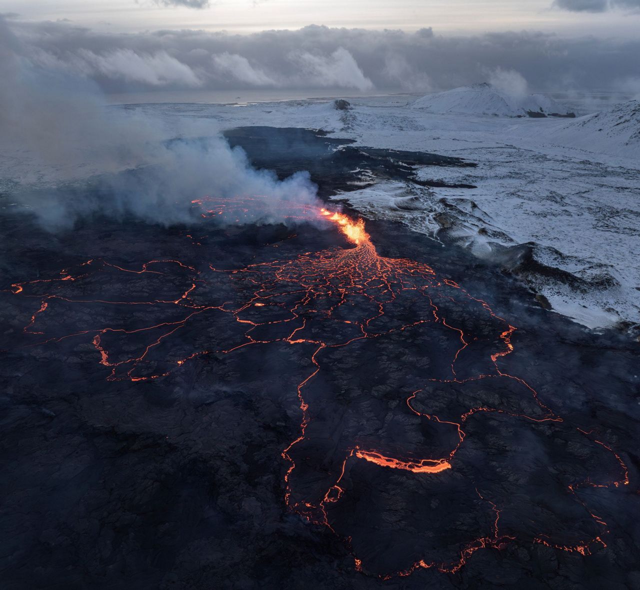 Will the eruption of the volcano in Iceland affect flights and how ...