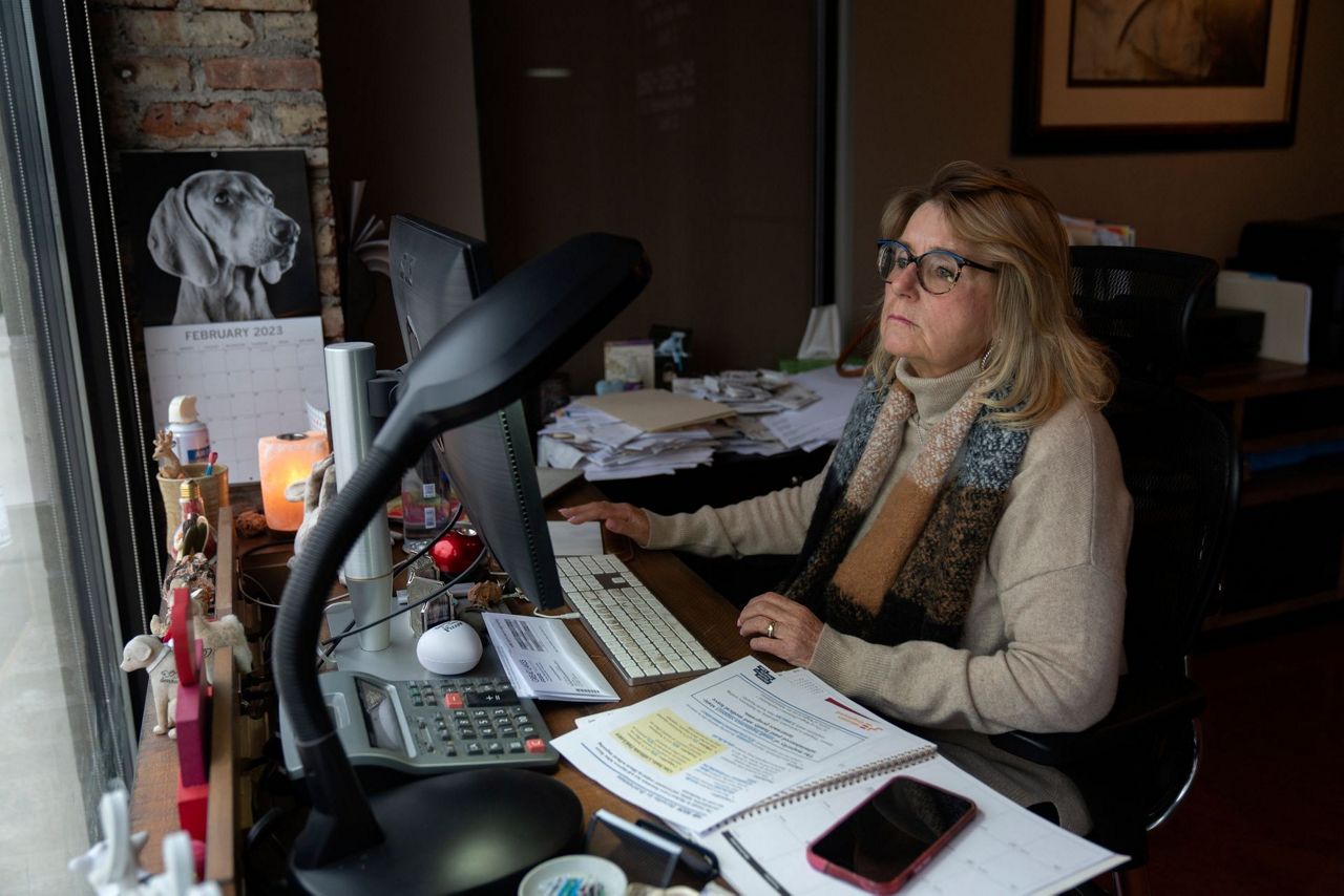 Illinois poised to mandate paid leave for nearly all workers