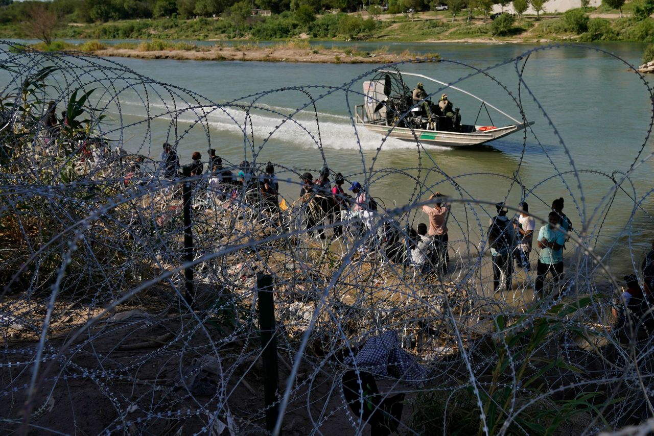 Illegal border crossings into the US drop in October after a 3-month ... Illegal border crossings into the US drop in October after a 3-month ...