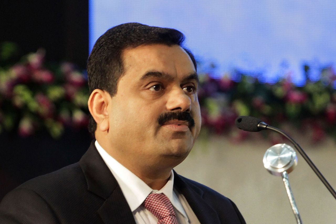 Adani scraps $2.5B share sale after fraud claims hit stock