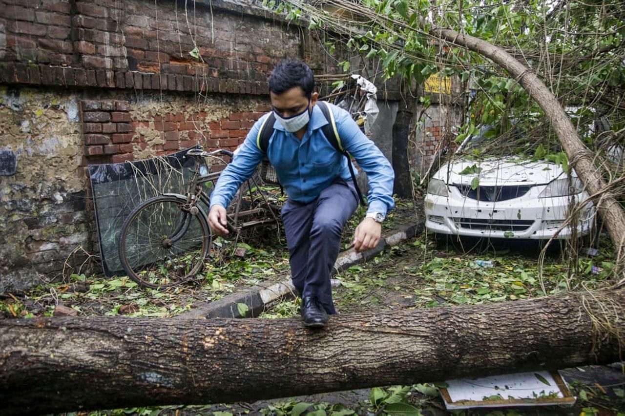 Cyclone left deaths, much destruction in India, Bangladesh