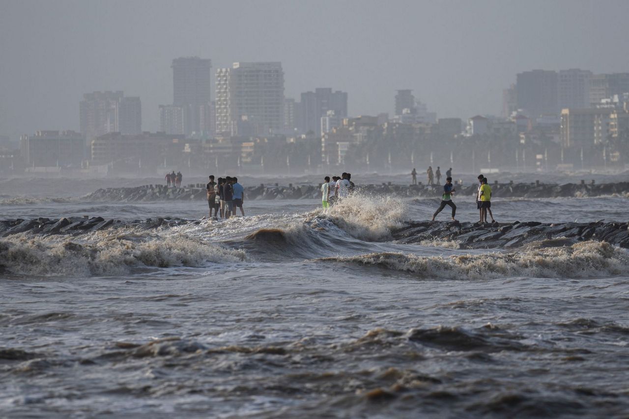 India, Pakistan brace for severe cyclone, deploy rescuers to coastal ...