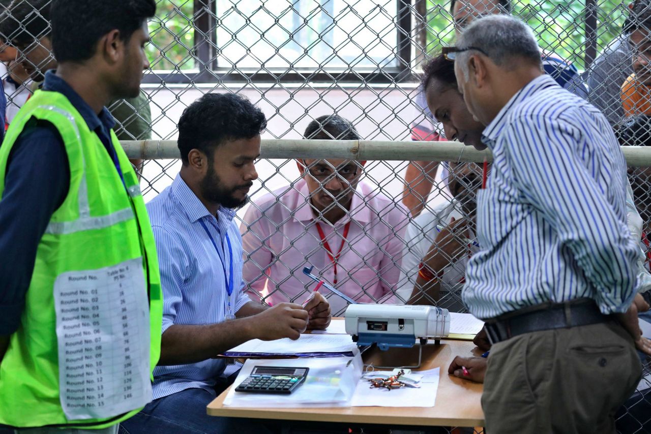 Vote counting begins in India, Modi expected to hold power