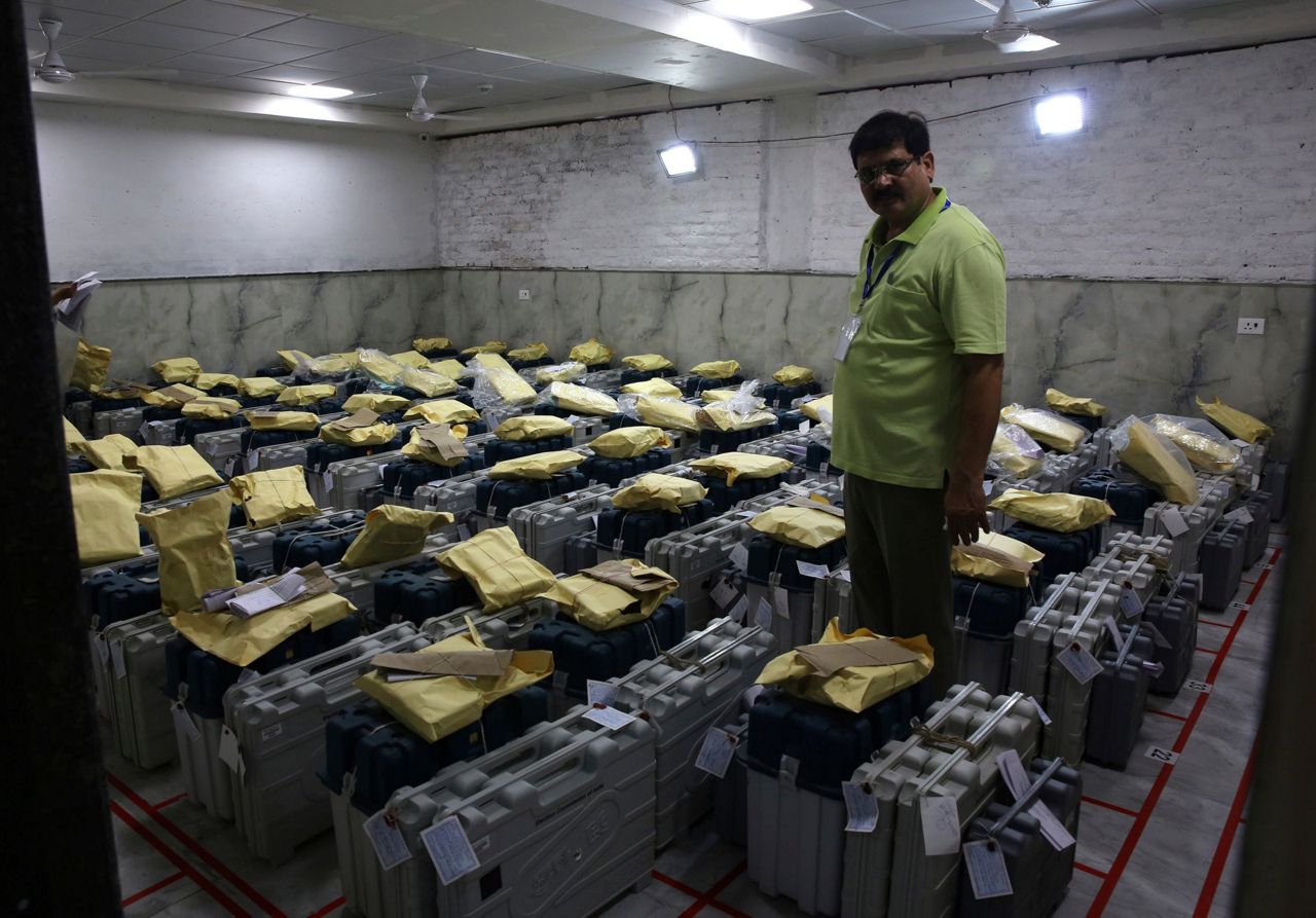 Vote counting begins in India, Modi expected to hold power