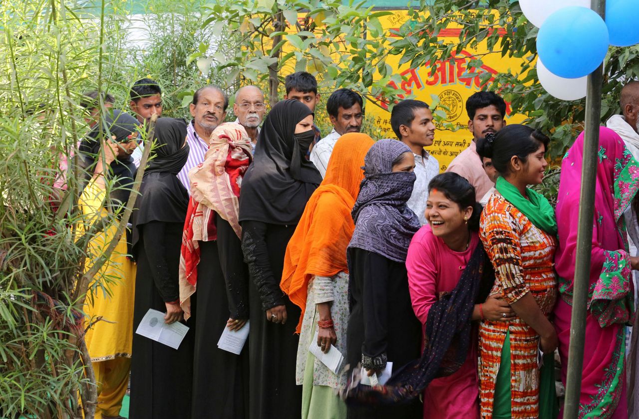 Gandhis hope to keep seats in 5th phase of India's elections