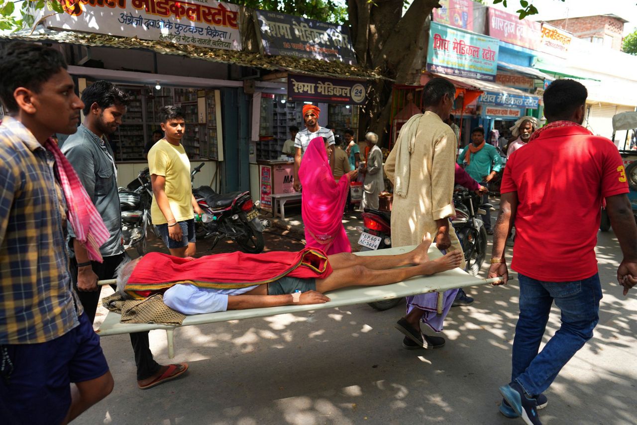 Death toll rises amid sweltering heat wave in 2 of India's most ...